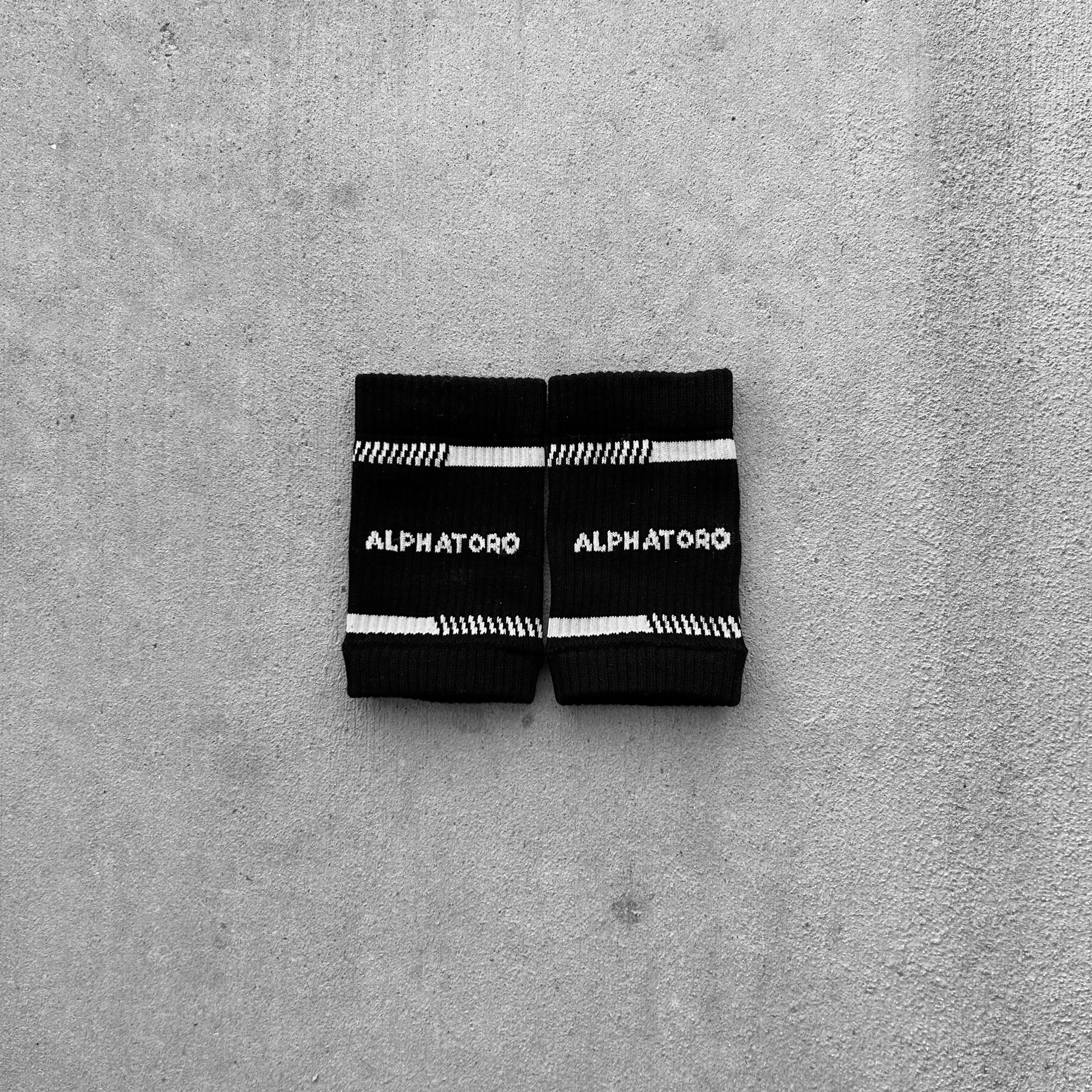 Alpha Toro Wristbands – Box Basics