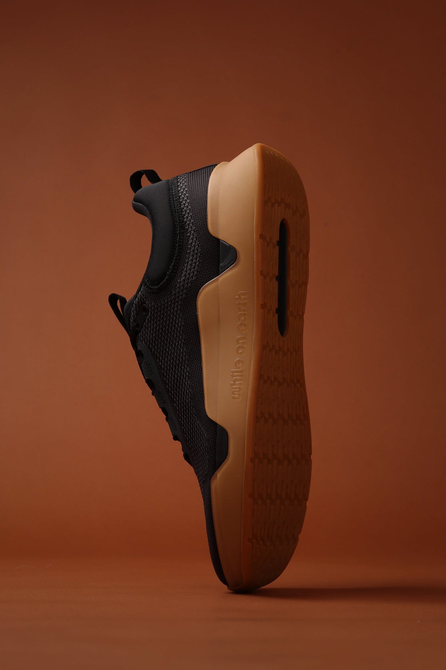 Men's While On Earth Move Trainer – Box Basics